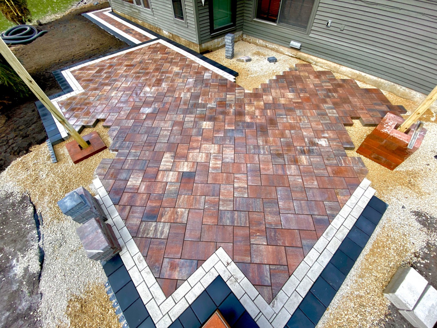 Paver Rebuild | Earthworks Landscaping | Custom Outdoor Living ...